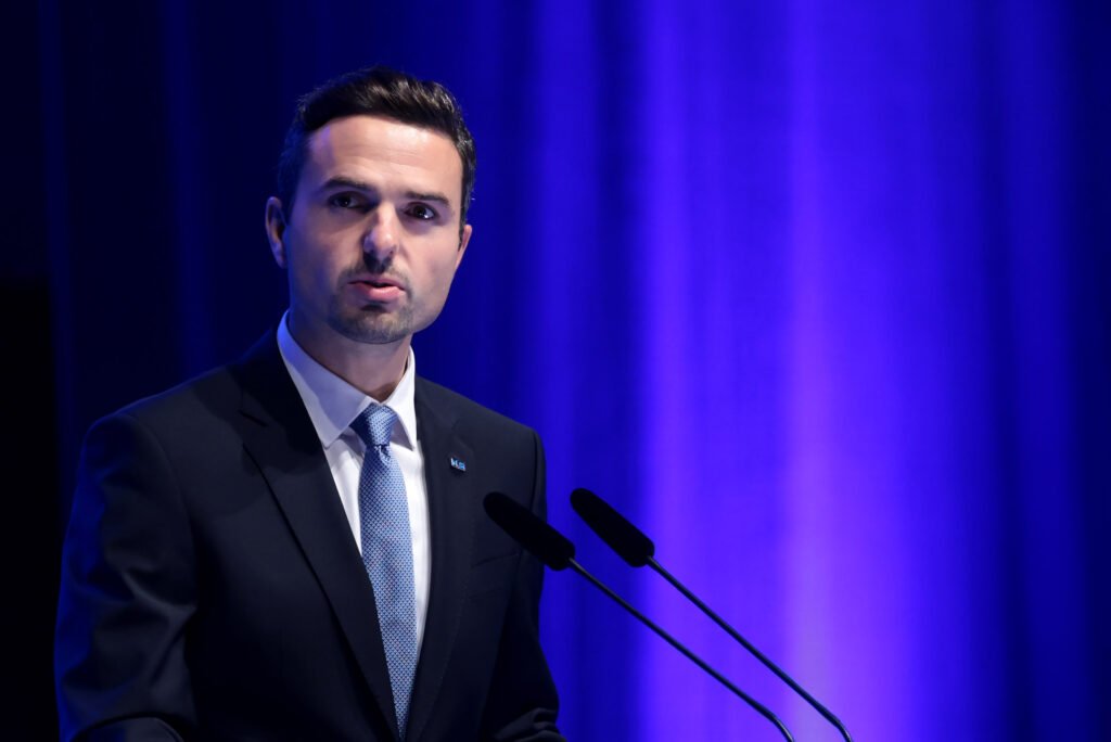 Lista NSi potrjena: Matej Tonin na prvem, Ljudmila Novak na zadnjem mestu