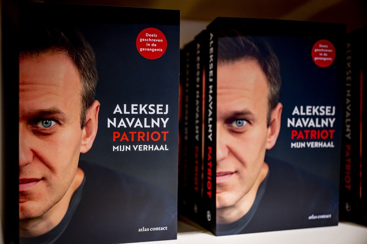 Izšli spomini Navalnega: "Če me na koncu pokončajo, bo ta knjiga moj ...