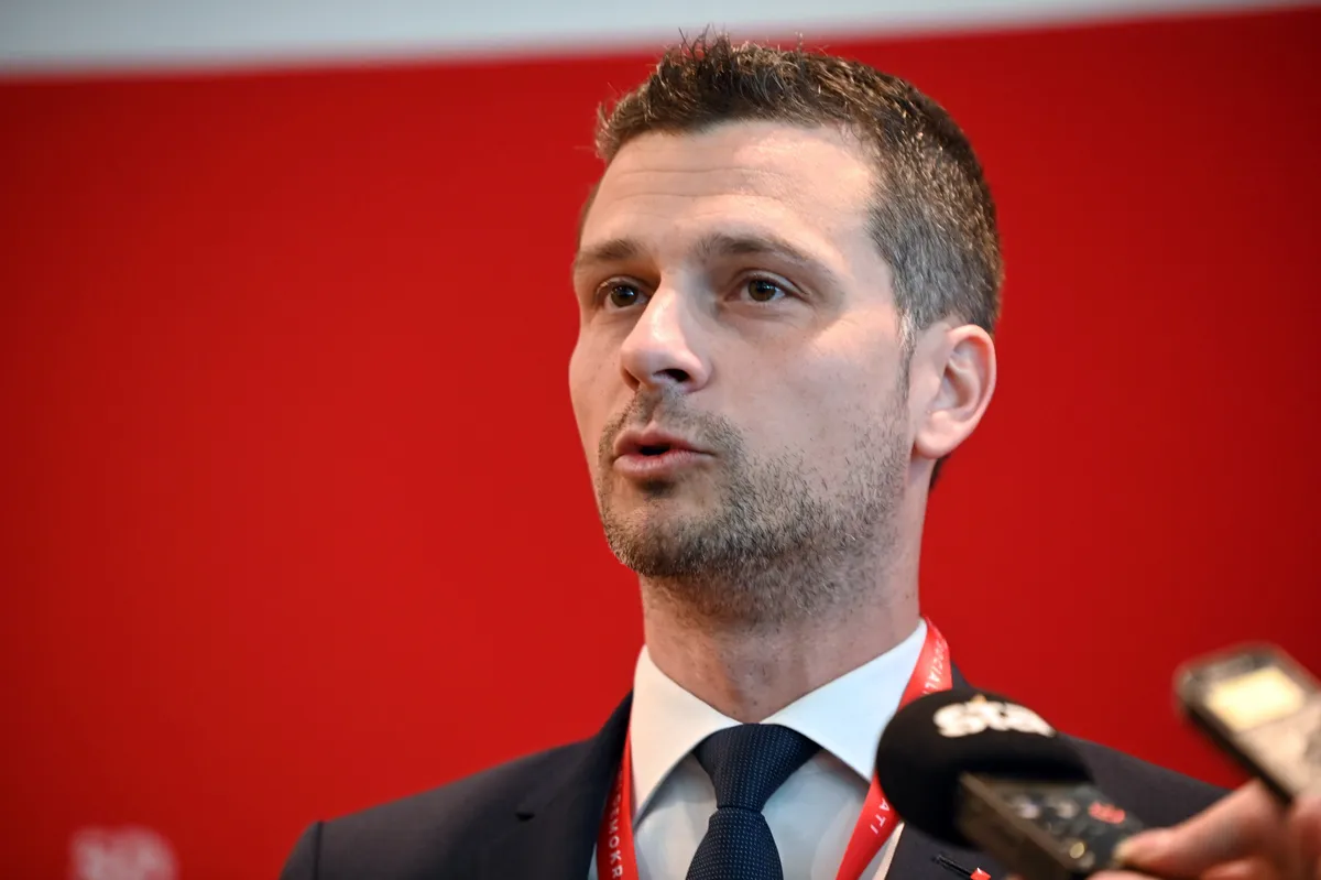 Inštitut 8. marec: Jani Prednik naj odstopi