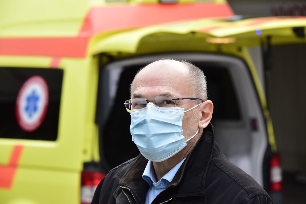 Jelko Kacin za N1 razkril, kdo je bil tisti, ki se je odločil za maske ...