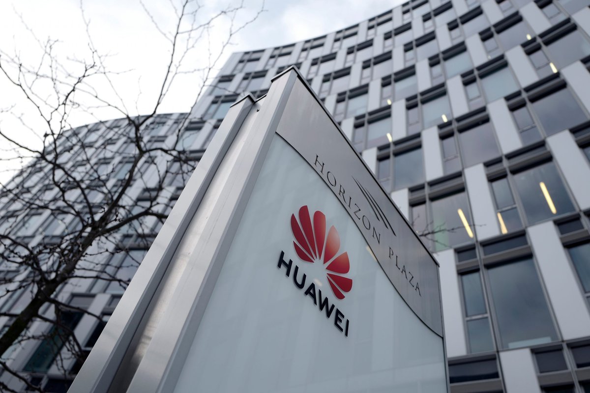 Huawei: Od slovenske vlade še nismo terjali povračila denarja