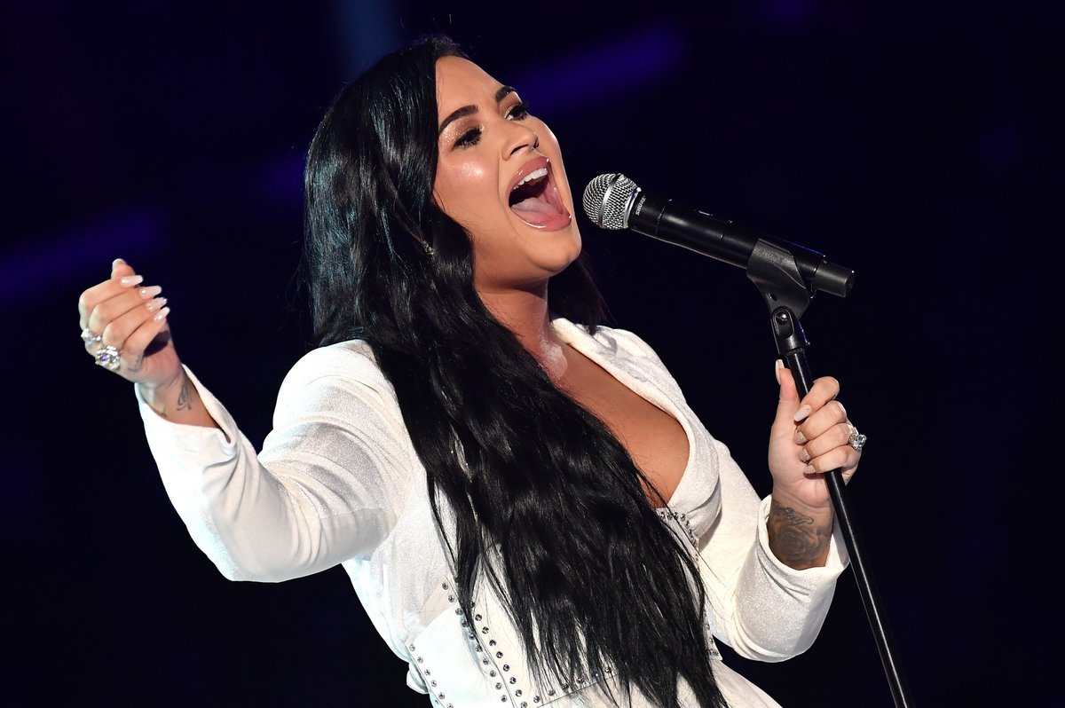 Demi Lovato na 30. rojstni dan z novim albumom in fantom