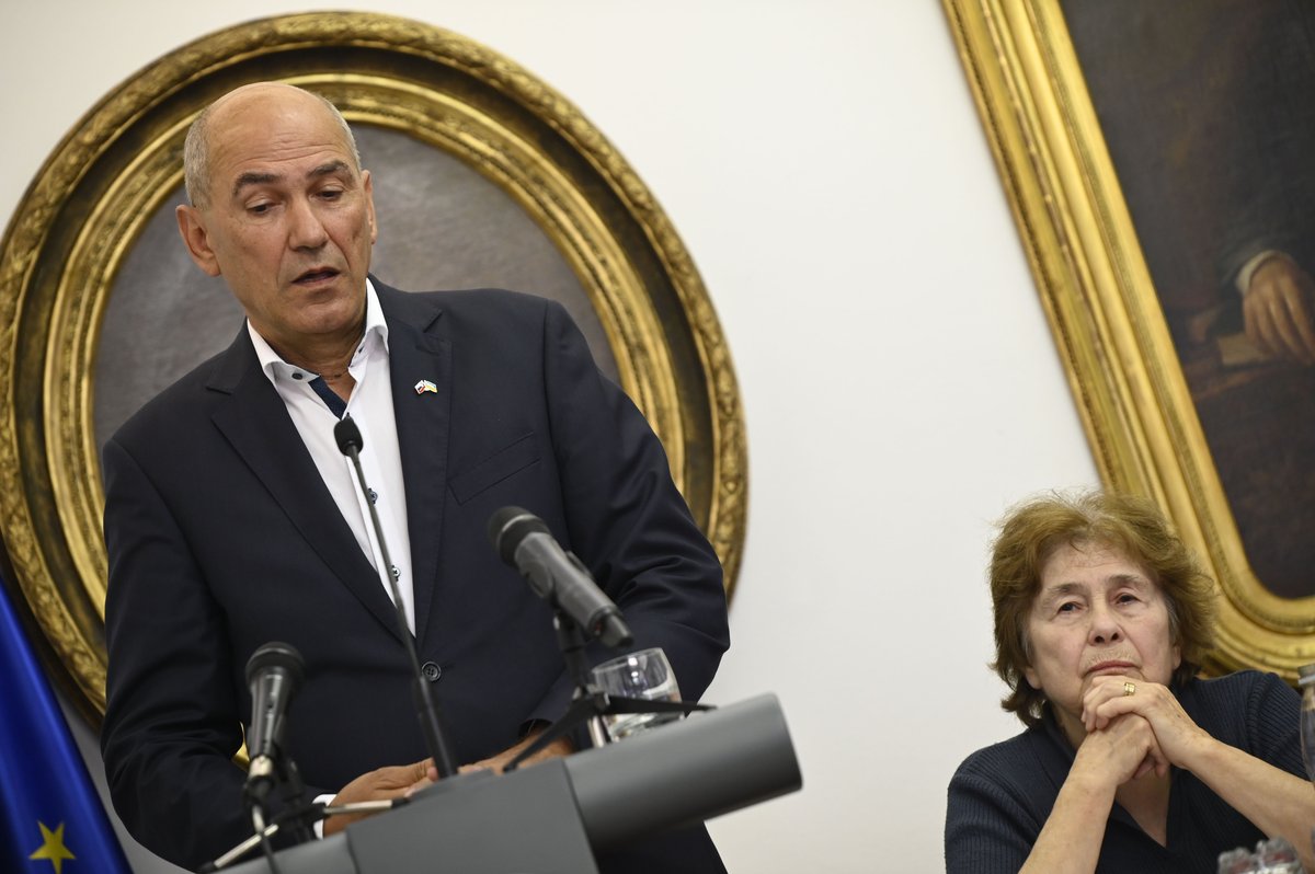 Spomenka Hribar na odprti sceni obračunala z Janezom Janšo