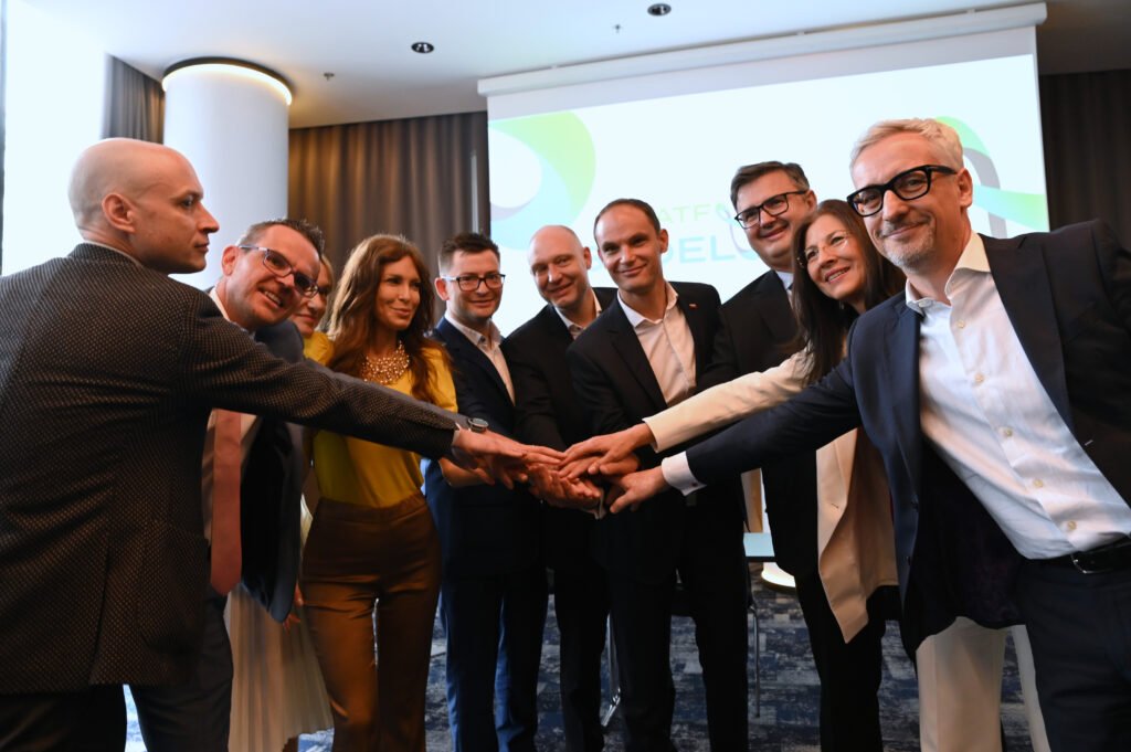 Logarjeva platforma soglasno odločila: Ne gremo na evropske volitve