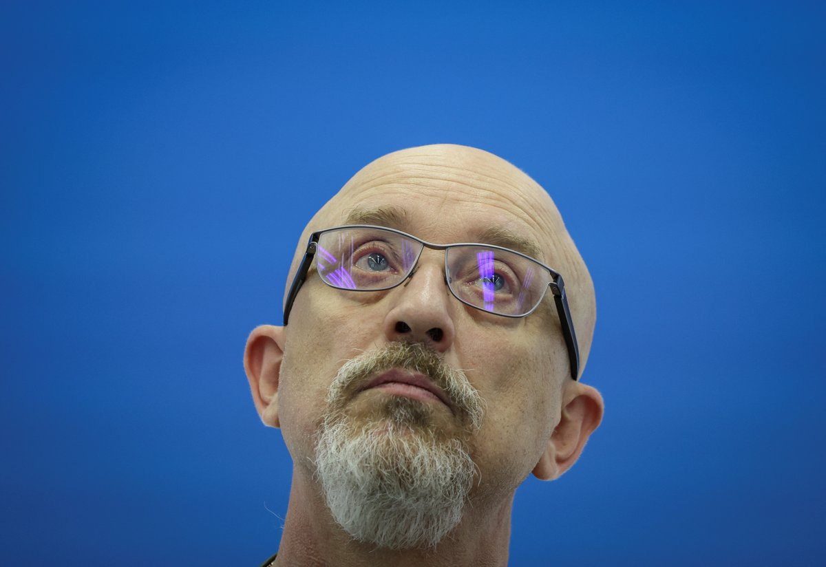 Ukrajinski minister za obrambo podal odstopno izjavo