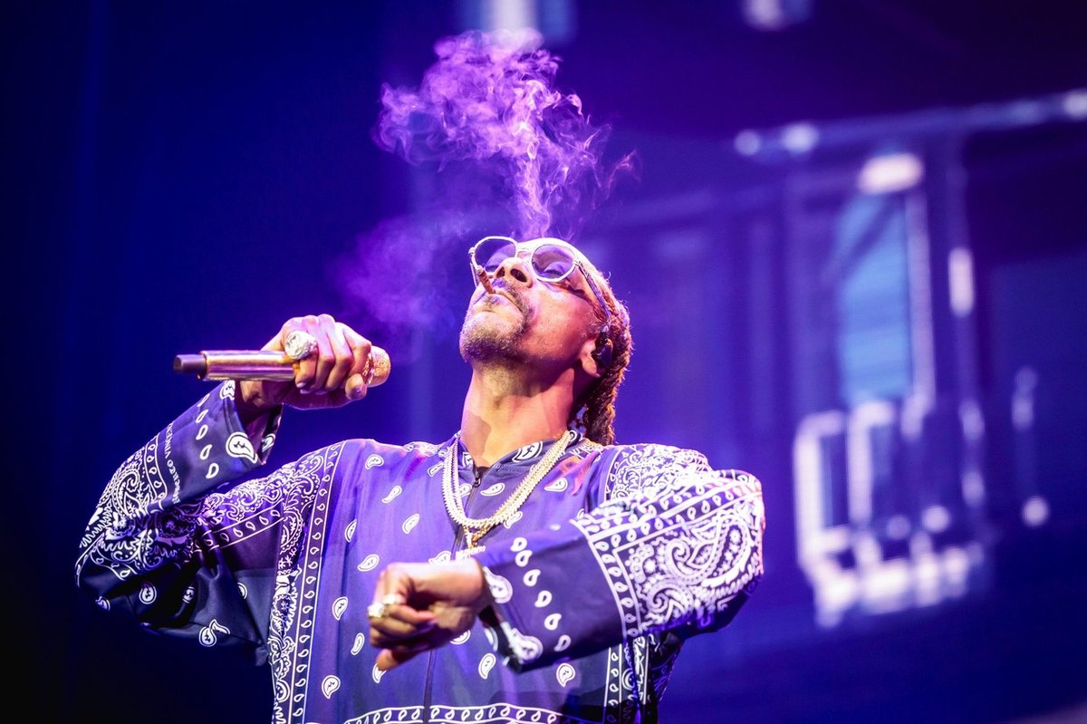 Legendarni Snoop Dogg presenetil z napovedjo: Prenehal bom kaditi