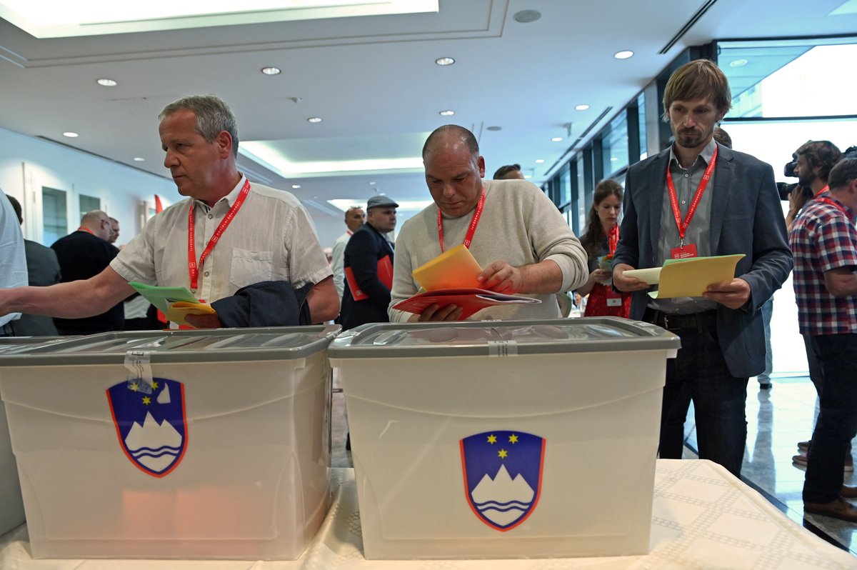 V drugi krog volitev predsednika SD Milan Brglez in Matjaž Han