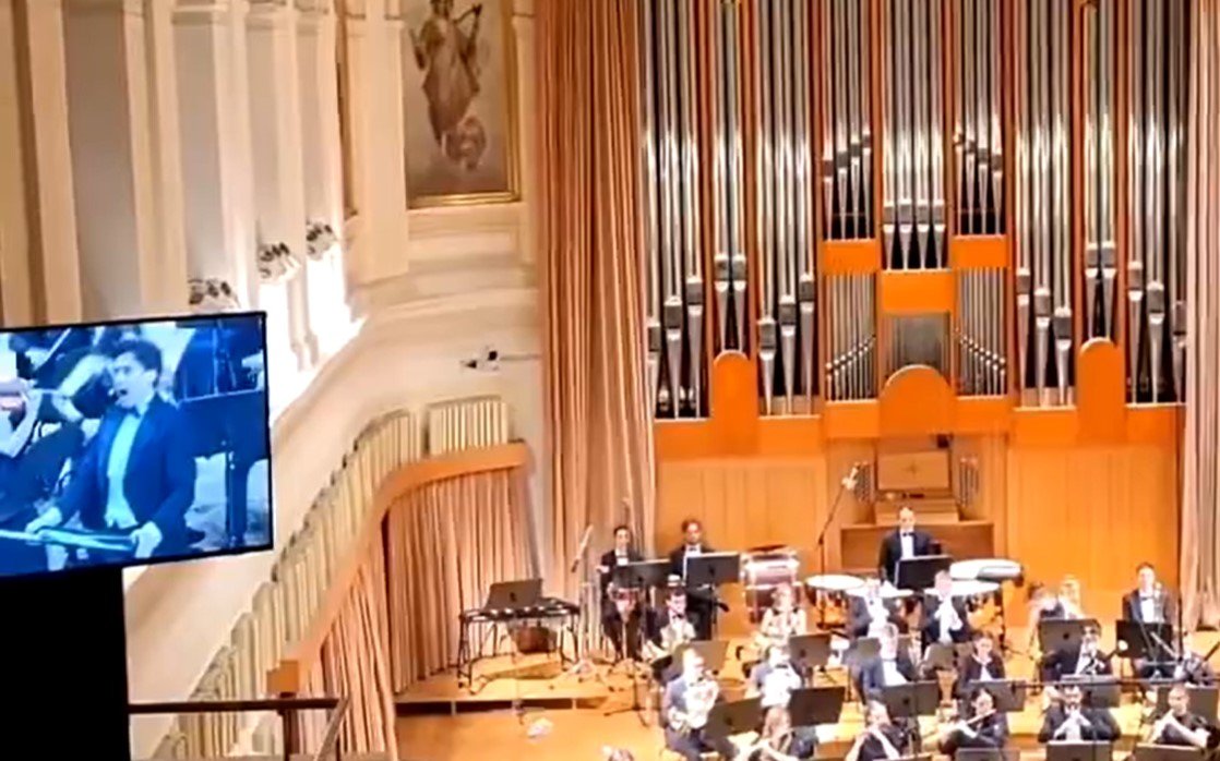 Posnetek slovenskega orkestra klasične glasbe s Cecino uspešnico ...