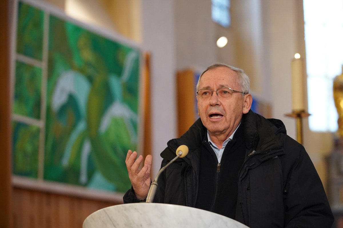 Nekdanji jezuit Marko Rupnik naj bi bil v nunskem samostanu Montefiolo ...