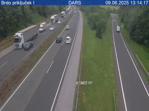 Norišnica na slovenskih avtocestah se umirja, gneča ponekod še vztraja