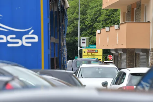 Znižali omejitev hitrosti in postavili radar. Prebivalci: To je ...
