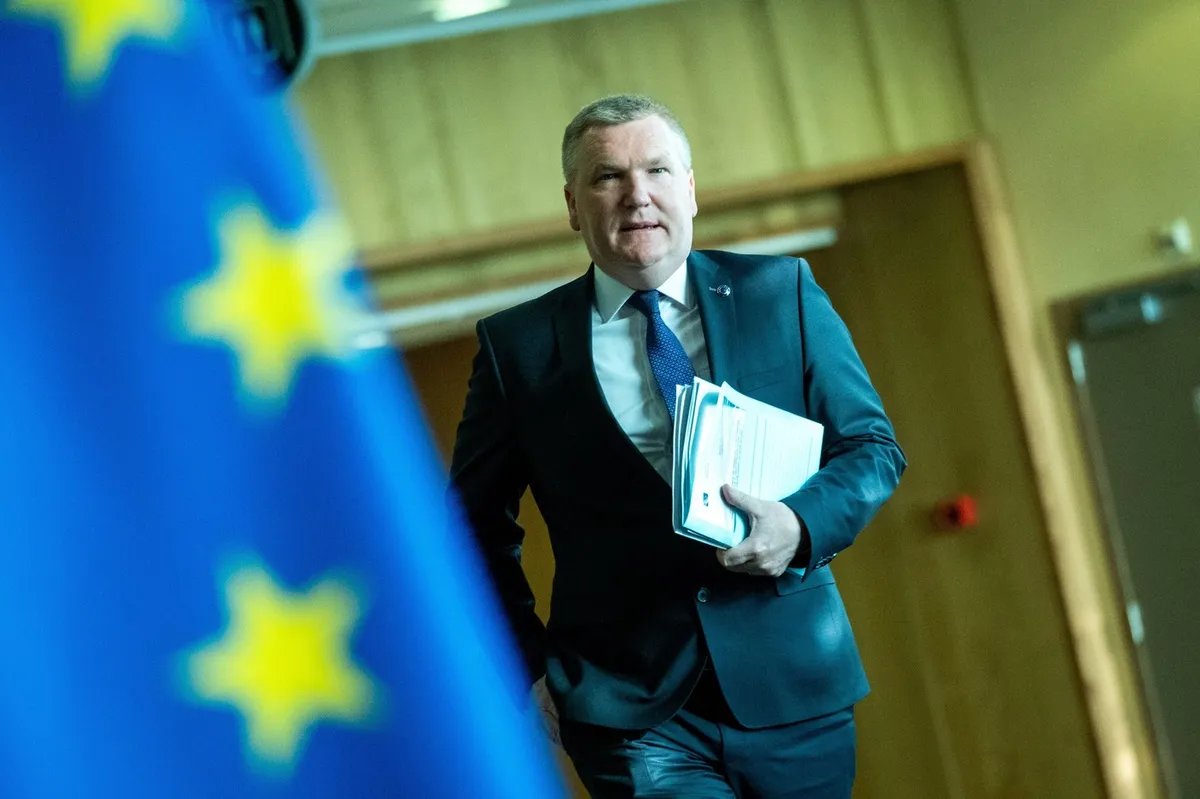 EU v bran Beti Hohler: Bruselj bo preučil ukrepe za zaščito uslužbencev ICC