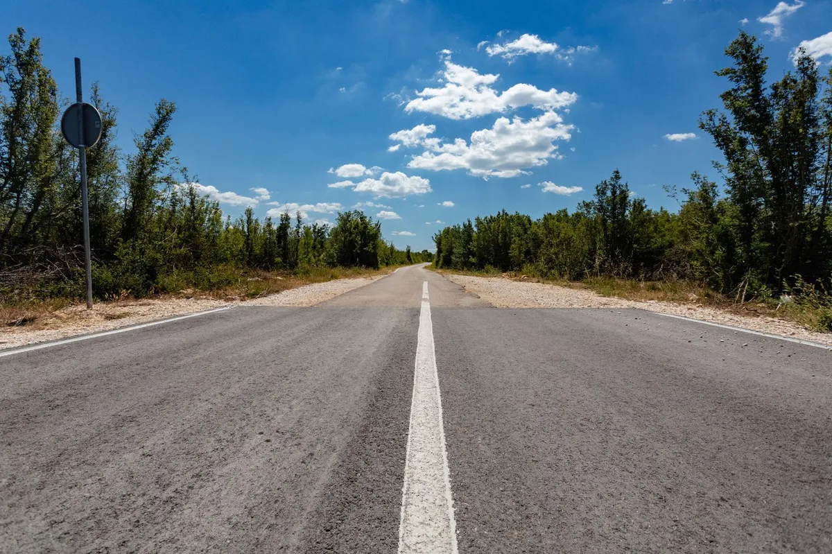 Iz avtomobila posnel nenavaden prizor: to je mogoče samo v Dalmaciji