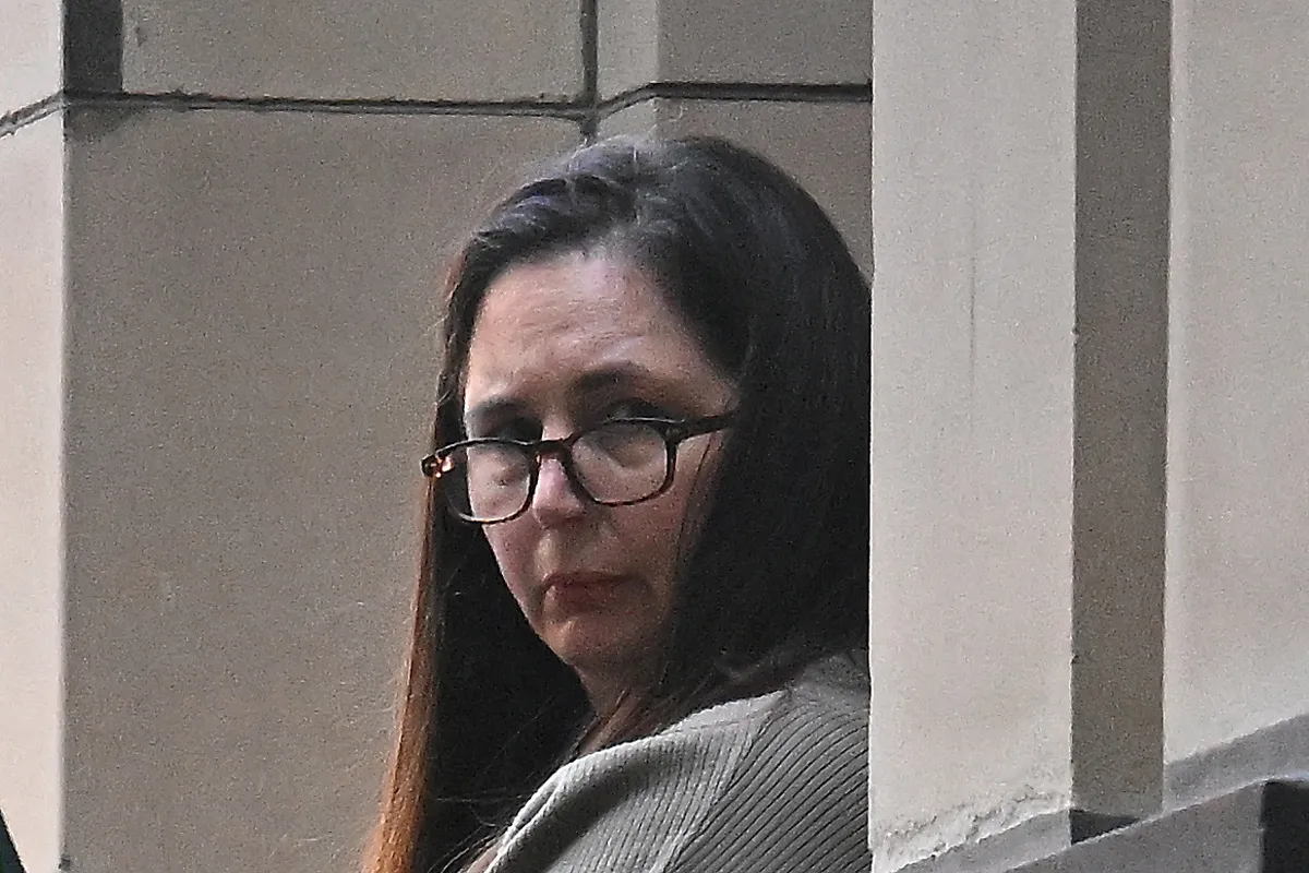 Avstralko, ki je moževim sorodnikom postregla strupene gobe, spoznali ...