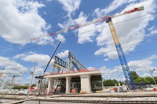 Gradnja nove železniške postaje v Ljubljani v polnem teku (FOTO)