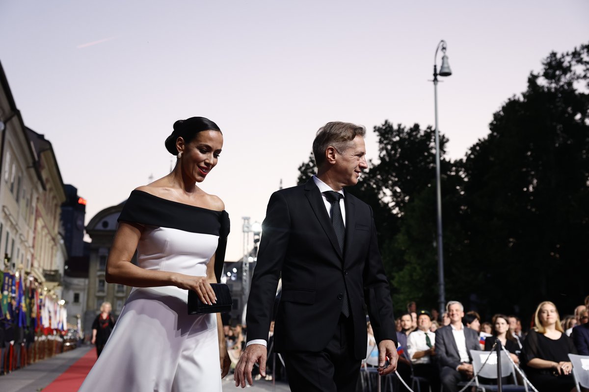 Poroka leta: Robert Golob in Tina Gaber bosta dahnila usodni da