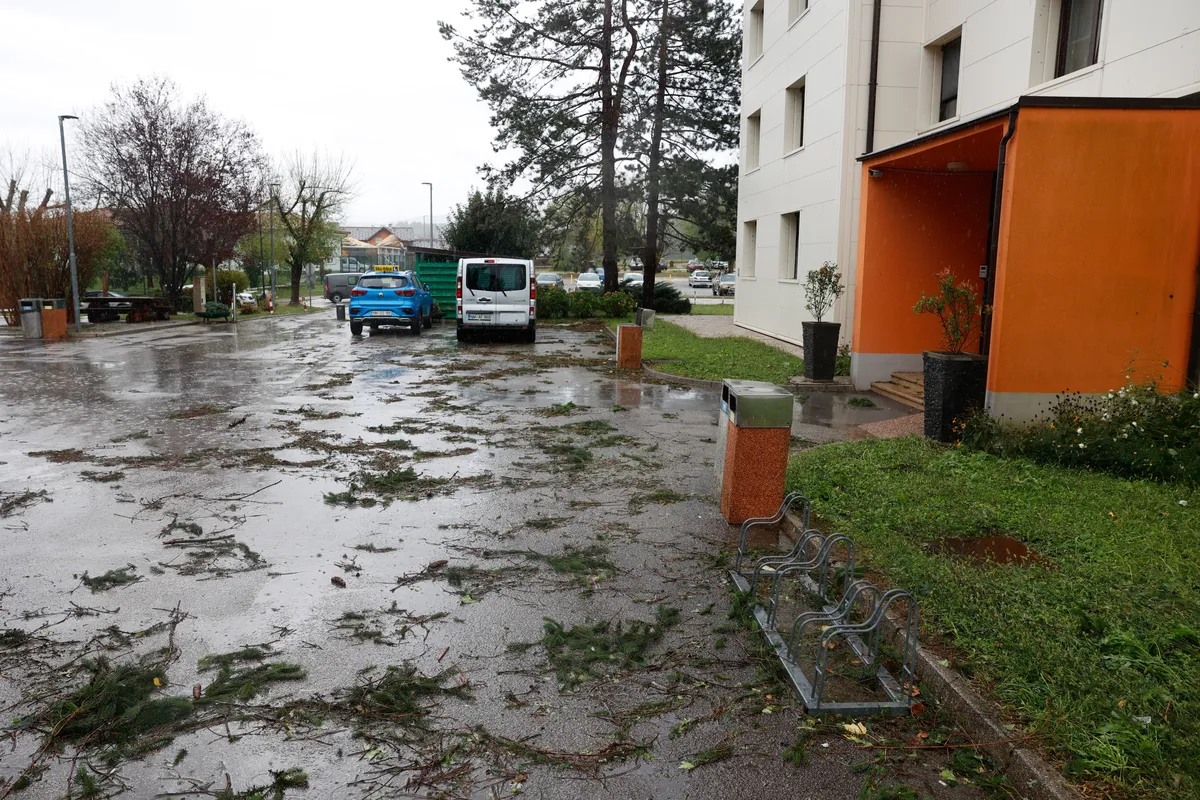 Po neurju bo na novomeški osnovni šoli v petek znova klasičen pouk