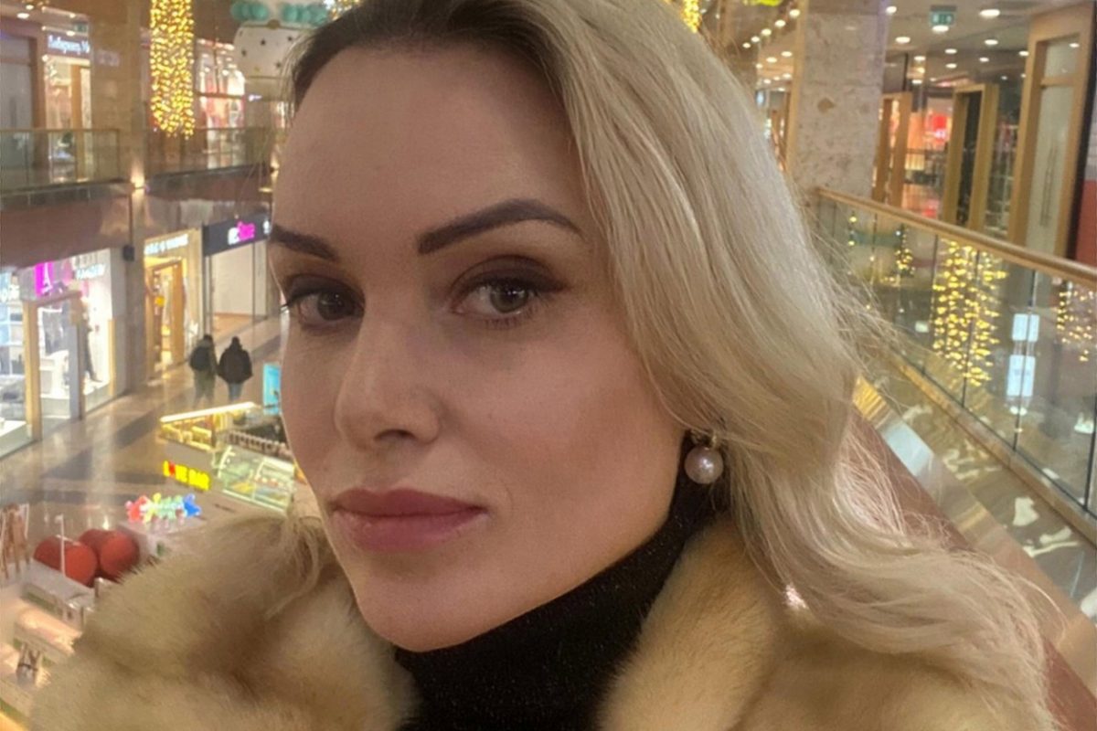 Ruska novinarka Marina Ovsjanikova dala odpoved in zavrnila azil v Franciji - N1