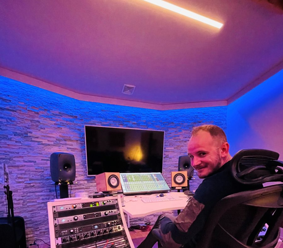 Miha Brodnik in kultni Top Gun tudi po slovensko - N1