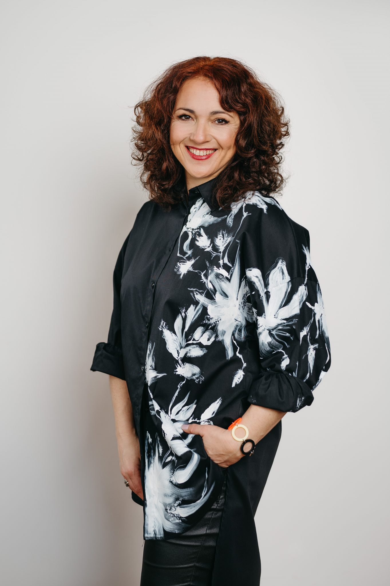 Nova knjiga Polone Požgan z naslovom Govori in inspiriraj - N1