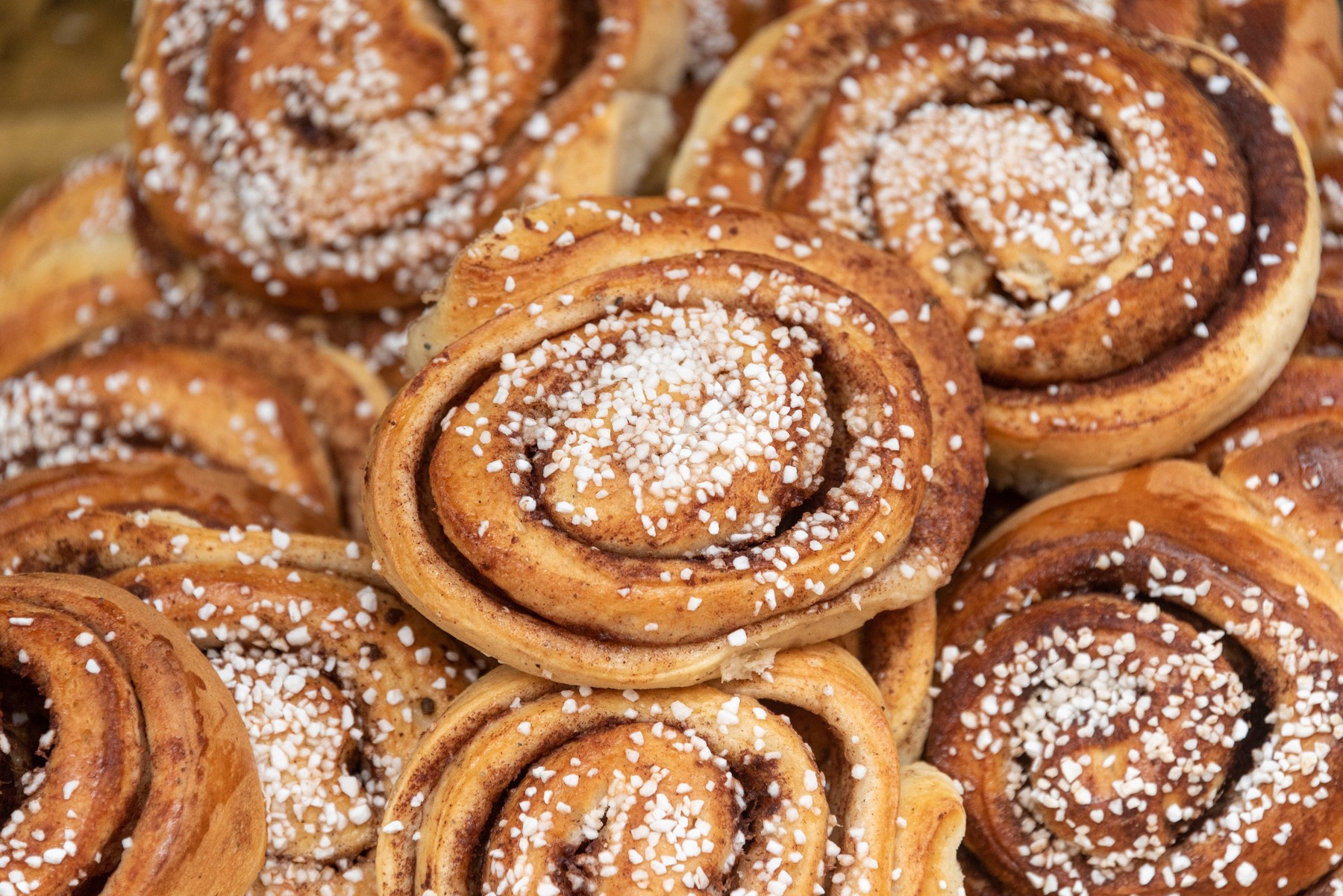 Recept: polžki z lešnikovim nadevom - N1