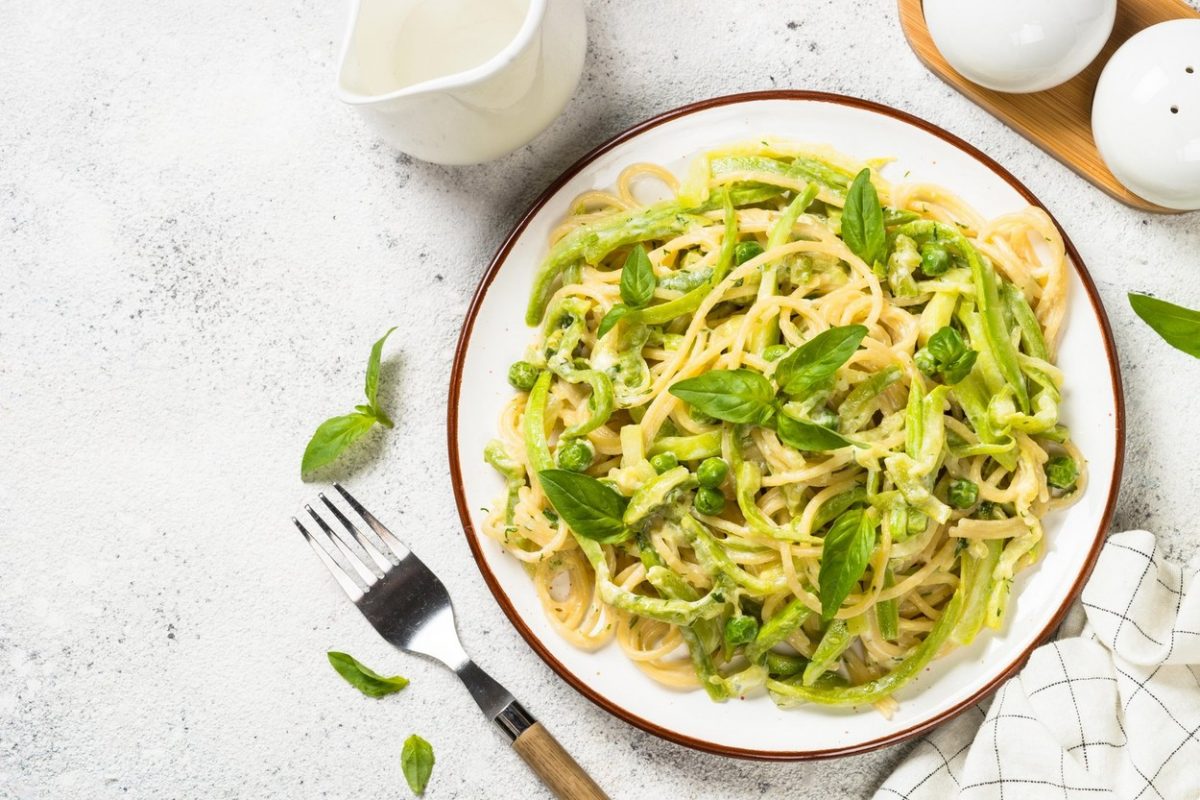 Recept: "Hitre" testenine z bučkami in porom - N1