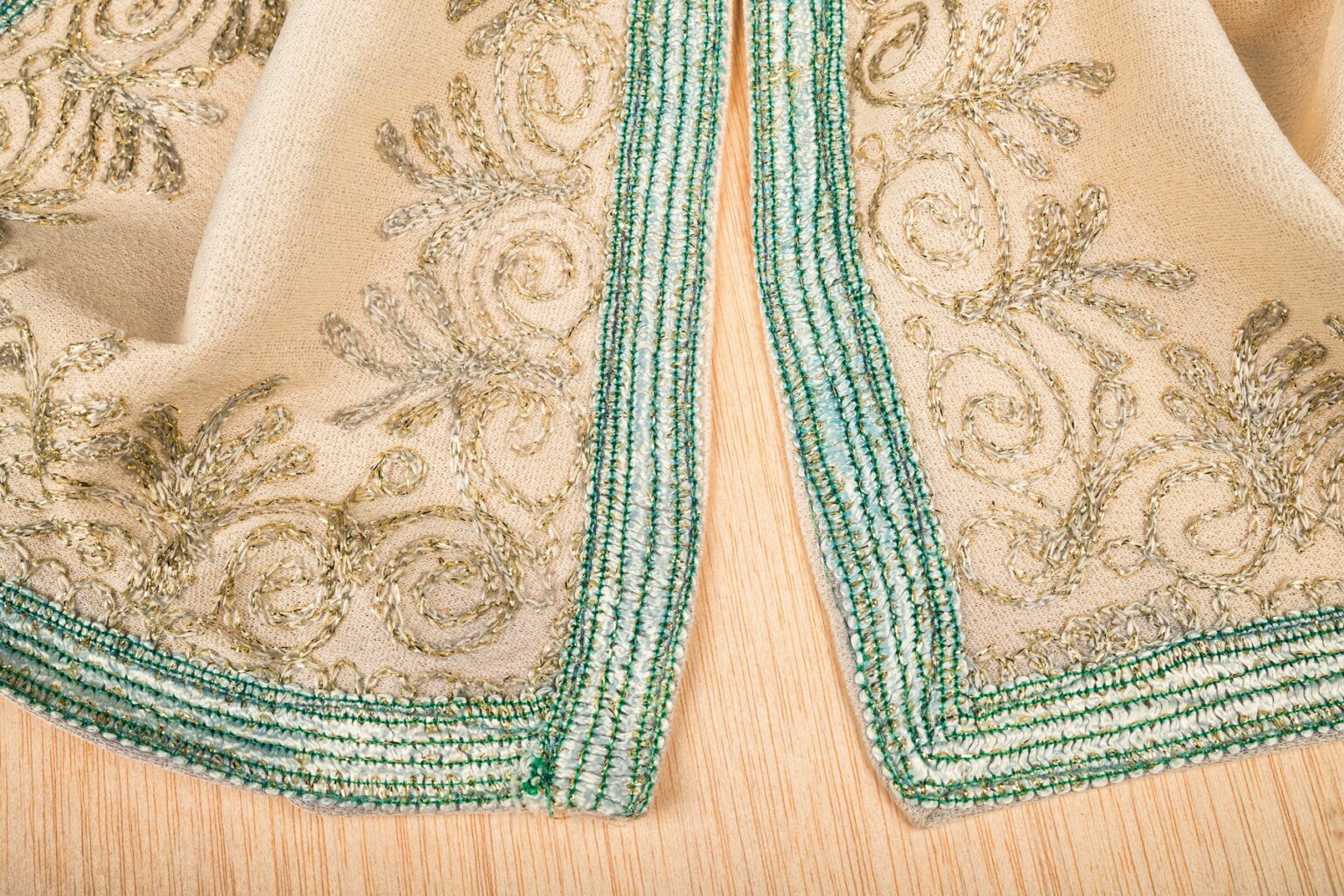 Poznate različne vrste tekstila? To je nekaj najbolj razkošnih - N1