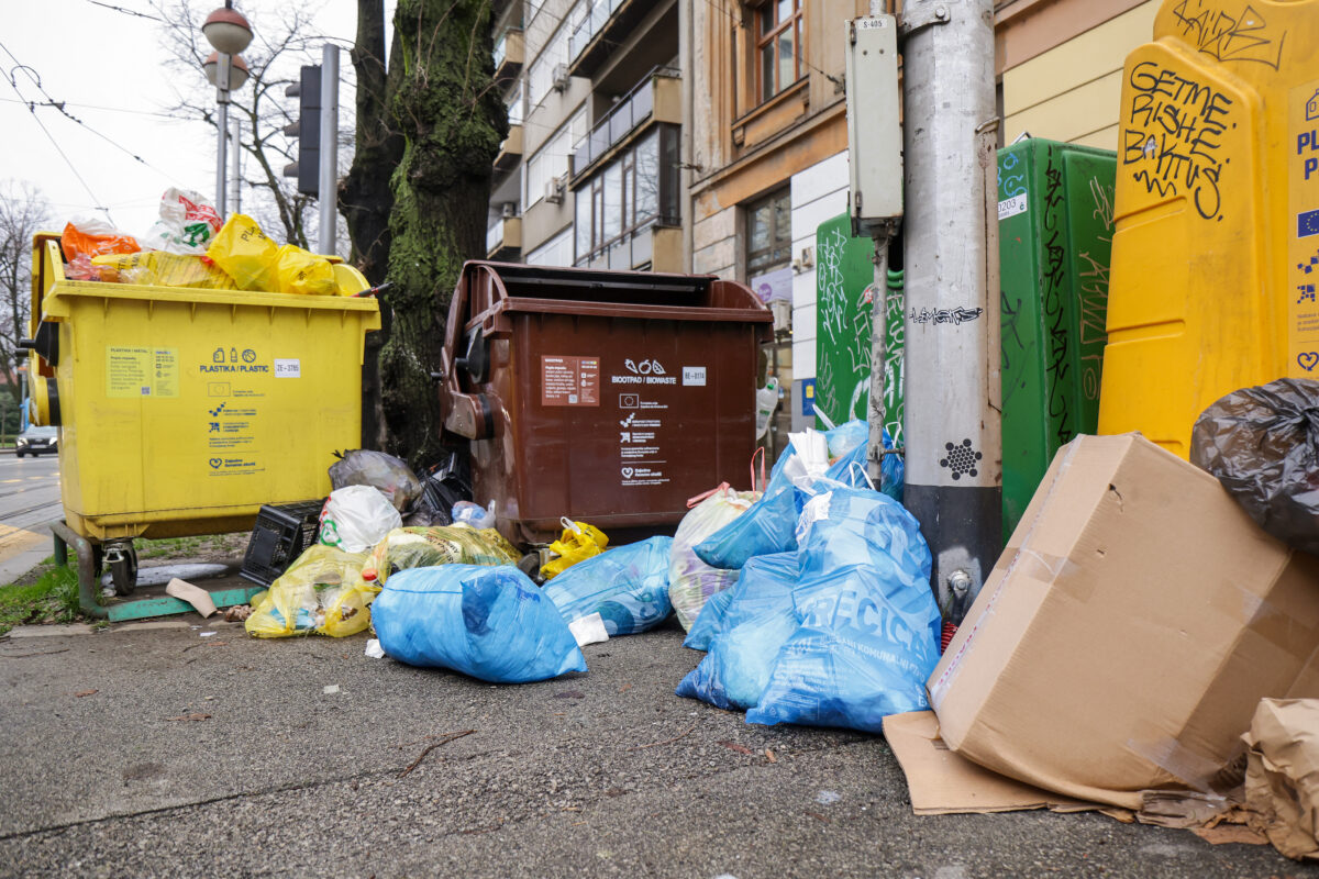 Smeti na vsakem koraku: tako je bil zjutraj videti Zagreb - N1