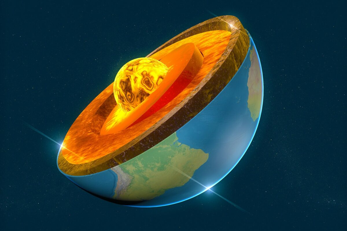 Znanstvenika trdita, da sta odkrila novo plast Zemlje - N1