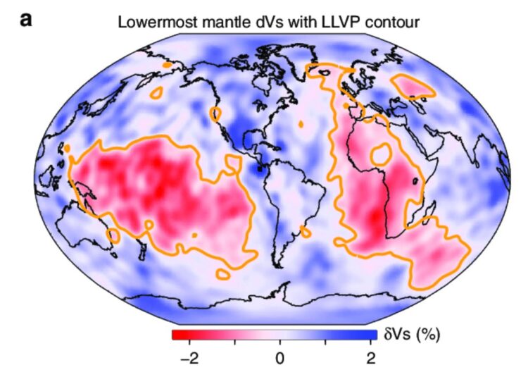 V notranjosti Zemlje se morda skrivajo ostanki planeta Teja - N1