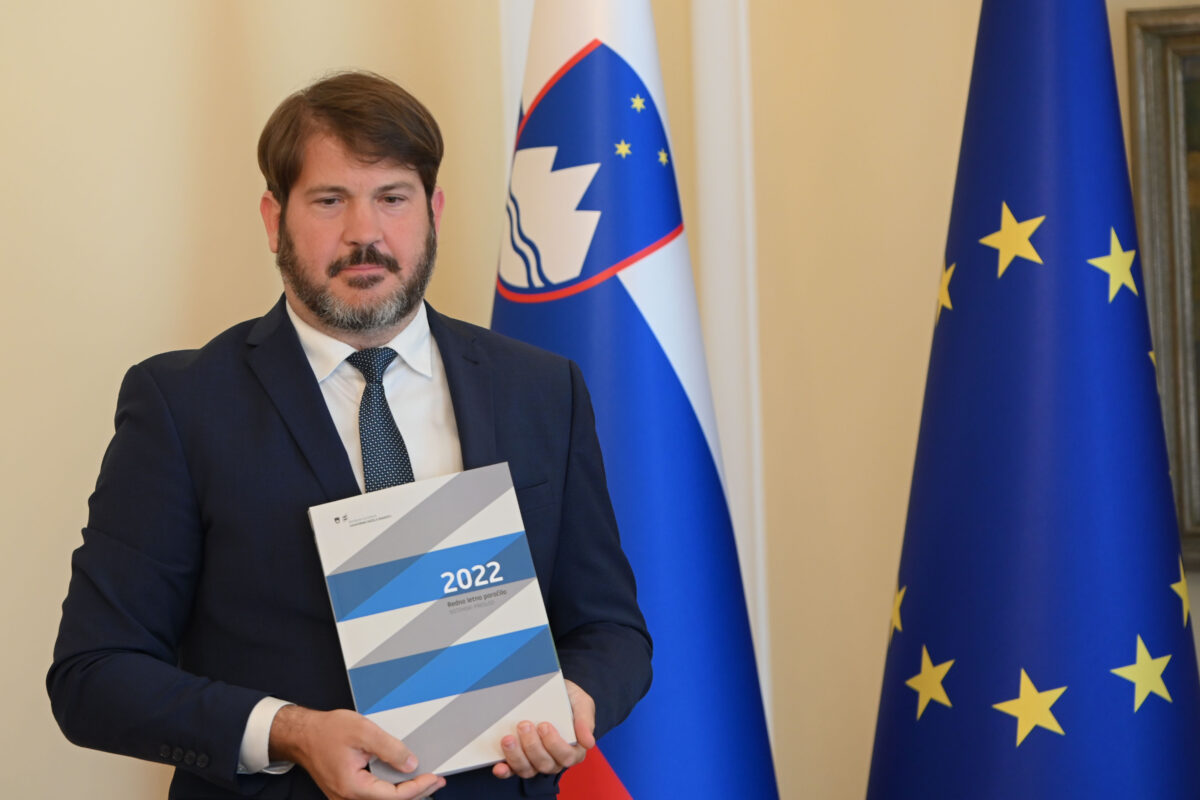 Nepričakovan preobrat za zagovornika, ki bije ostro bitko za 220 tisoč ...