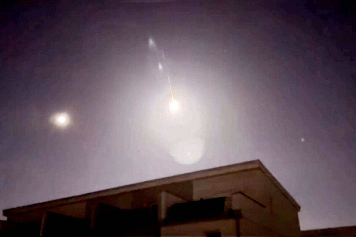 Nebo nad Berlinom razsvetlil meteor, ki se je videl do Prage (VIDEO) - N1