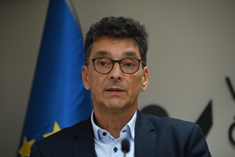 Varuh ogorčen: "Nesprejemljivo, da se invalide jemlje za talce" - N1