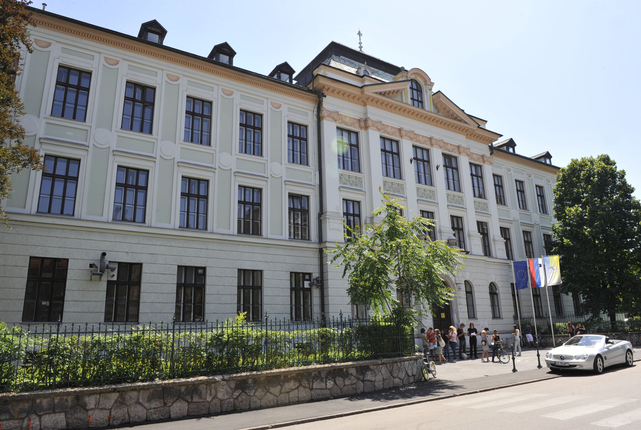 To se še ni zgodilo: priljubljene ljubljanske šole brez omejitve vpisa - N1