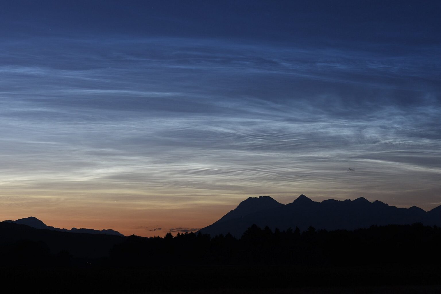 Na nebu izredno redek in zanimiv nebesni pojav - N1