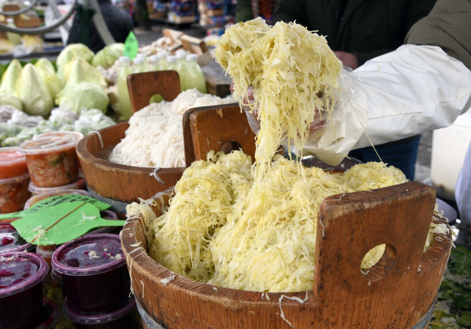 Koliko soli je treba dati v kislo zelje? Tako se izračuna prava ...